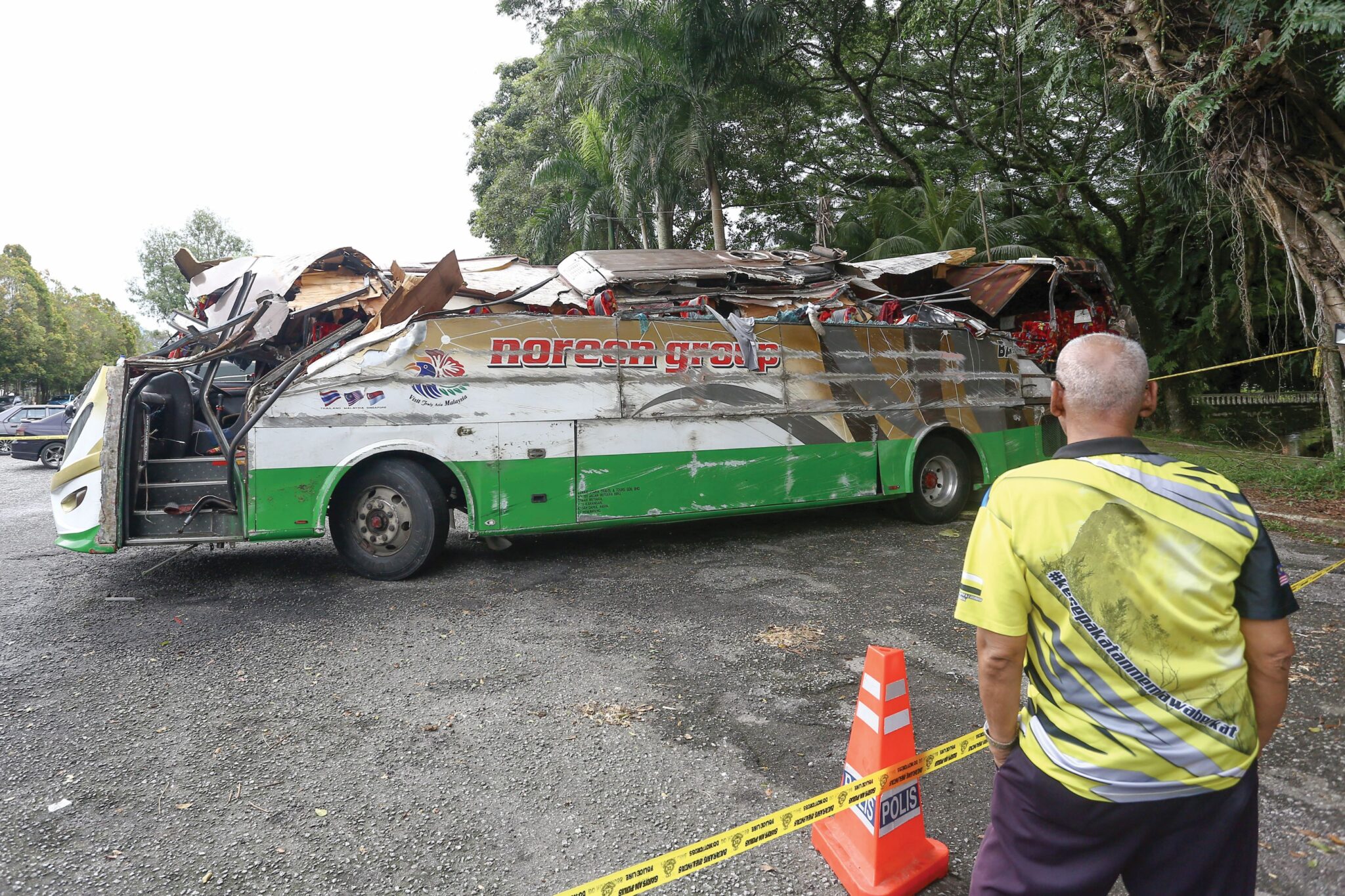Merempit waktu sahur - Utusan Malaysia