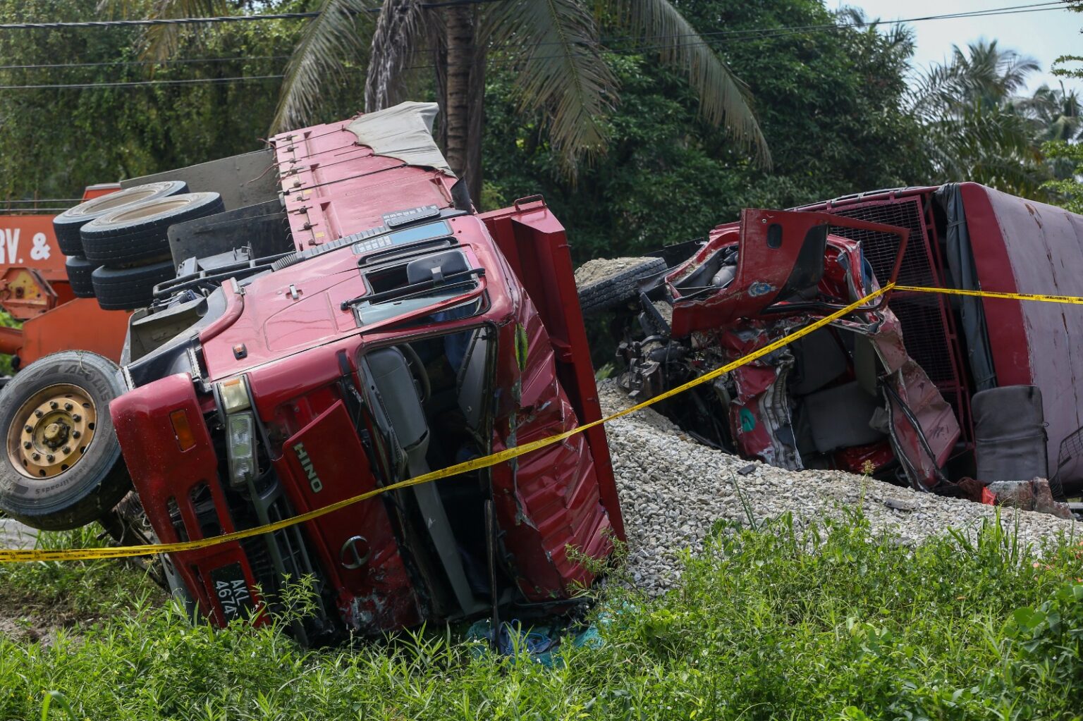 Lori muatan berlebihan punca kemalangan maut sembilan anggota FRU