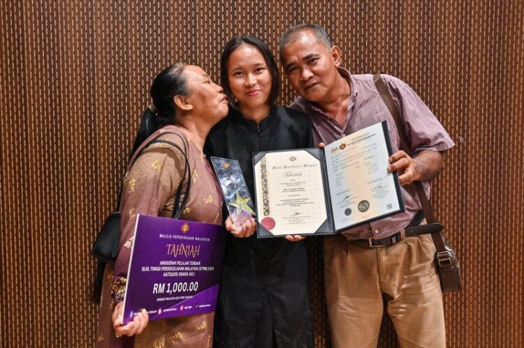 Tetap cemerlang walaupun serba kekurangan