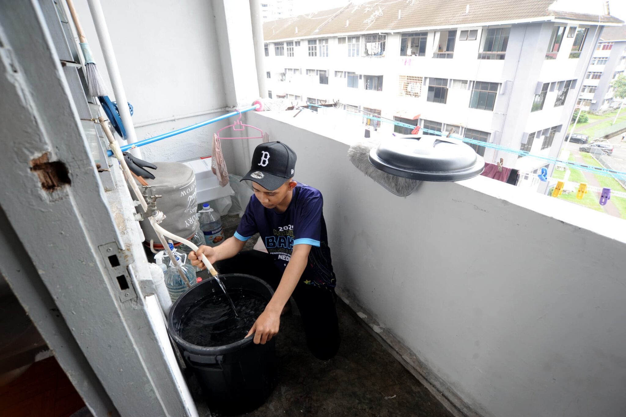 Penduduk Johor Bahru simpan air, persediaan gangguan bekalan air 26 jam