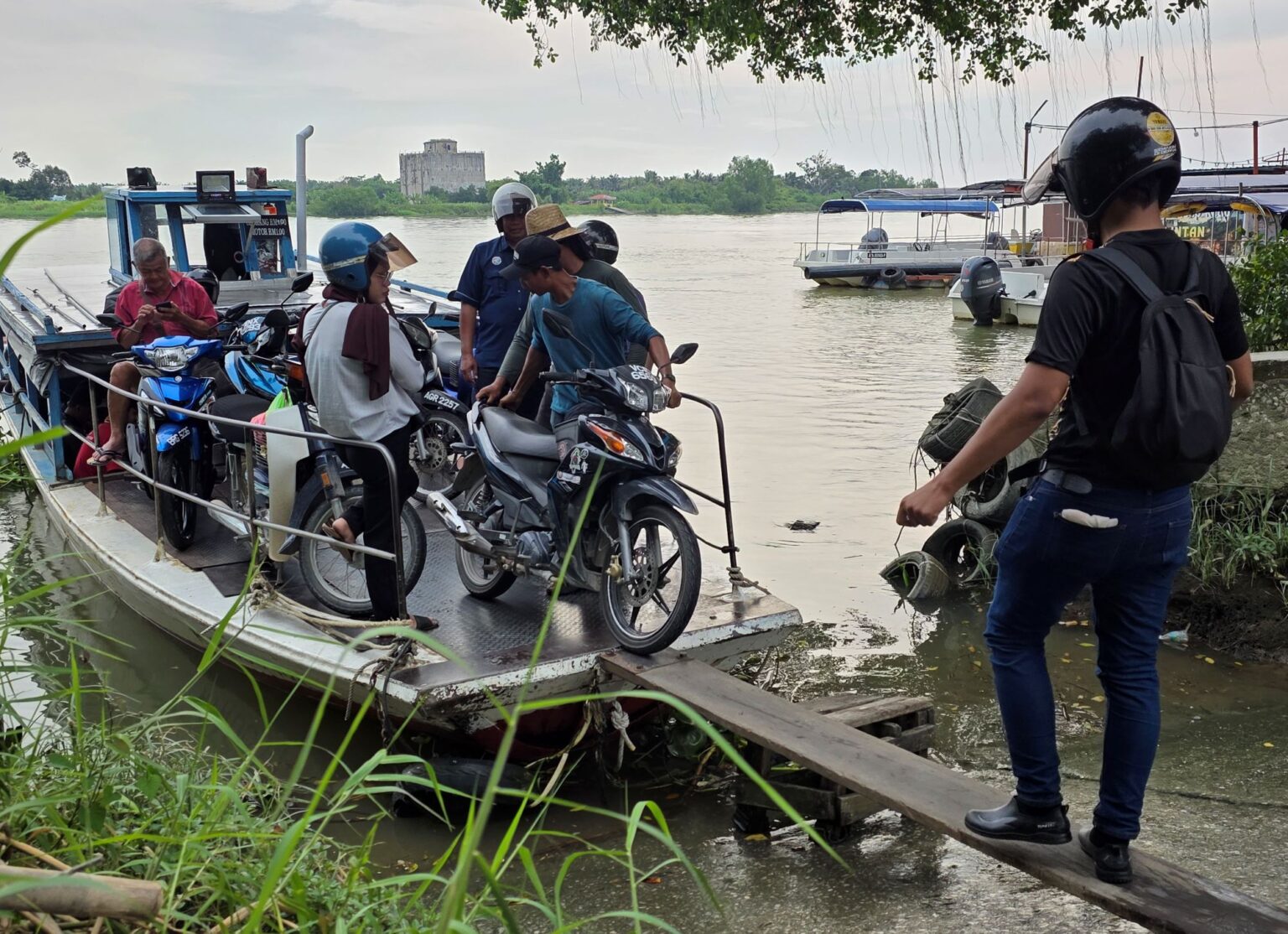 Bot penambang masih beroperasi sejak tahun 1960-an