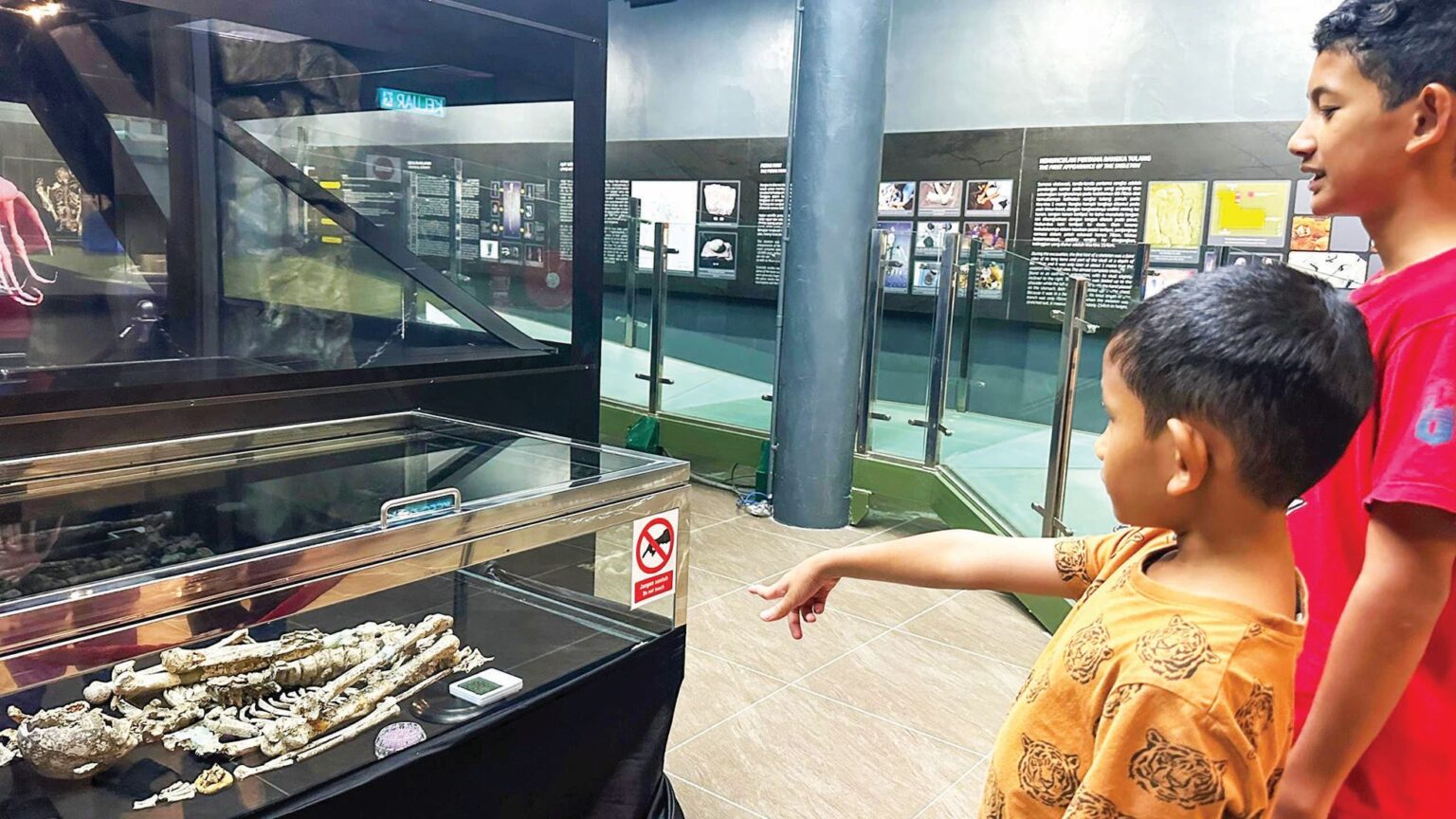 Operasi sulit Mossad ‘buka laluan’ serangan Israel di Iran