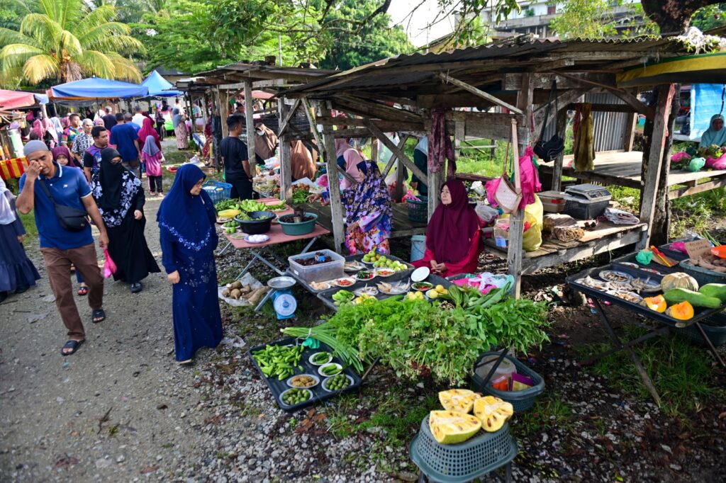 ‘Pasar Bunian’ imbau kenangan lama