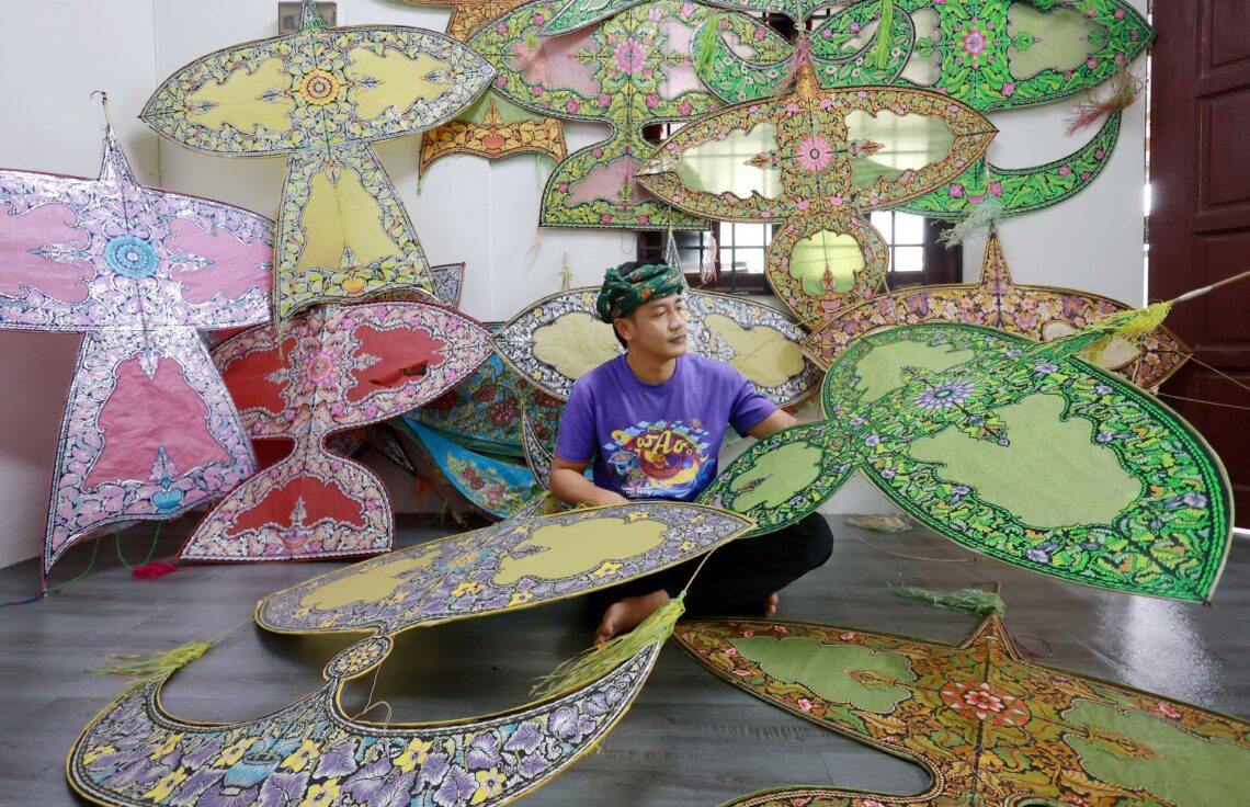 Seni estetika Melayu: Legasi wau Pantai Timur - Utusan Malaysia