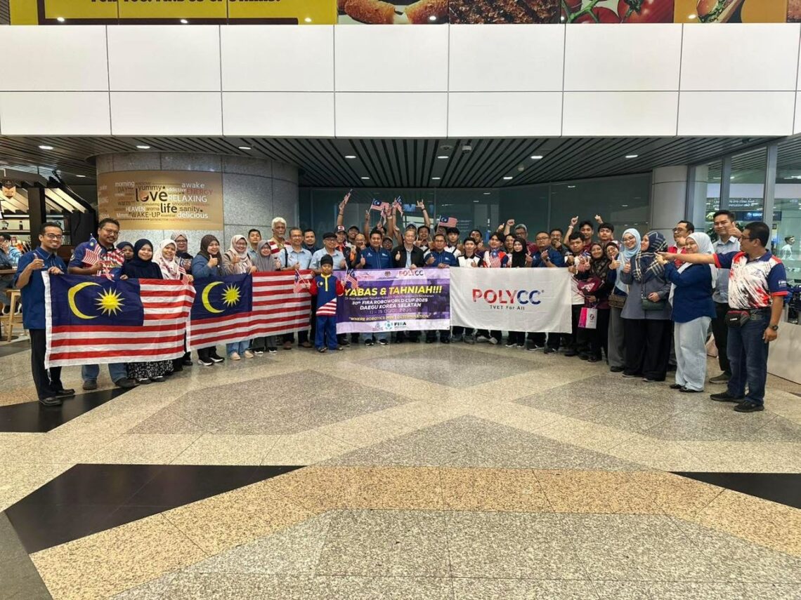 Pasukan robotik PolyCC raih 13 pingat di Korea