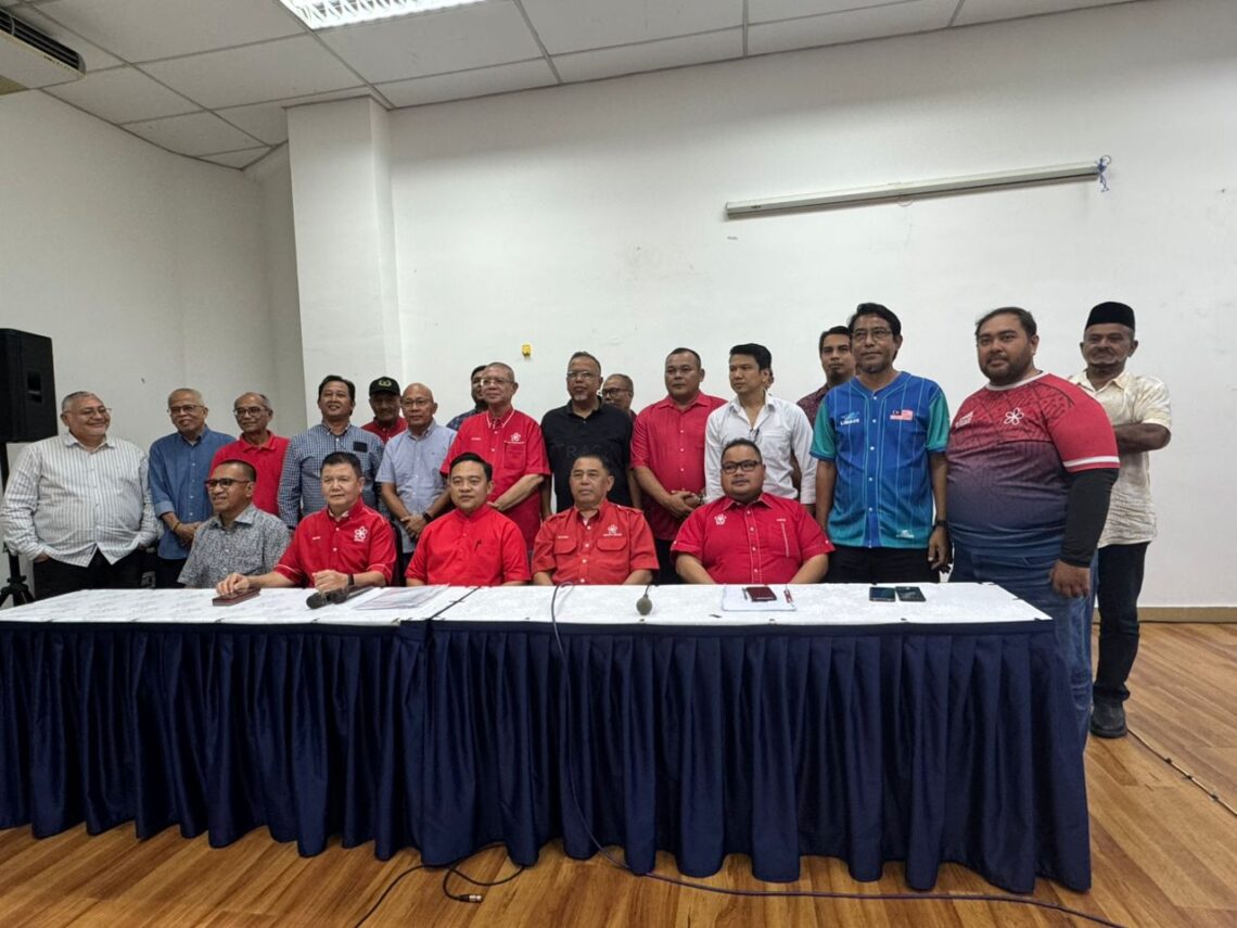 Wan Saiful tuduh Azmin ugut ketua bahagian babit isu SD