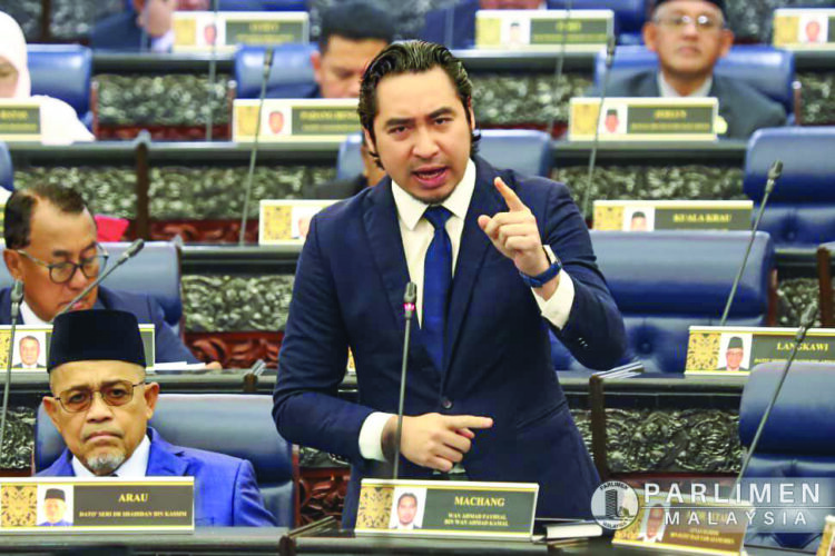 Wan Ahmad Fayhsal dipanggil menghadap Lembaga Disiplin