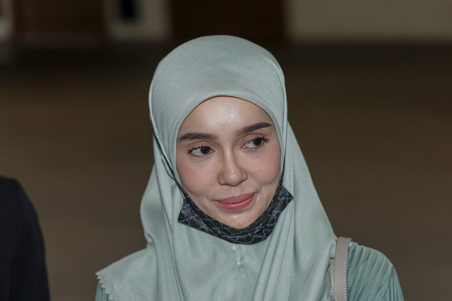 Tidak tahan, tiada persefahaman - Uqasha Senrose nekad fail cerai