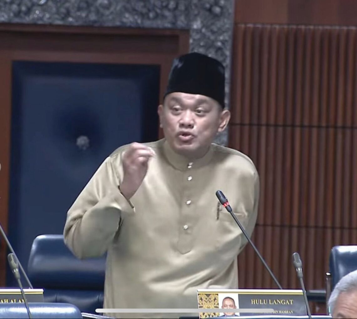 Radzi Jidin ganti Hamzah sebagai Ketua Pembangkang?
