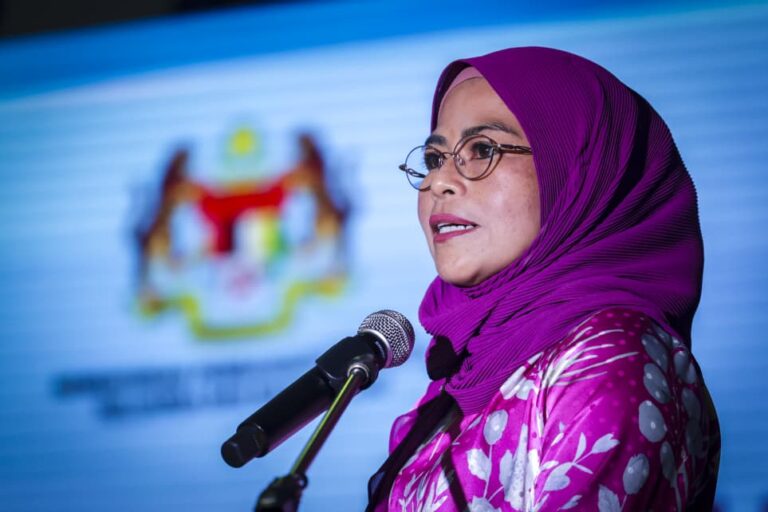 Noraini terajui Kementerian Perladangan dan Komoditi