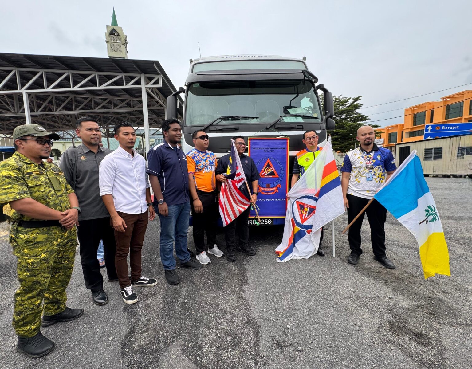 APM kumpul barang keperluan, bantu mangsa banjir di Perlis