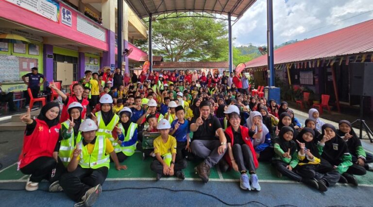 Program kesedaran keselamatan, kesihatan dan alam sekitar di sekolah