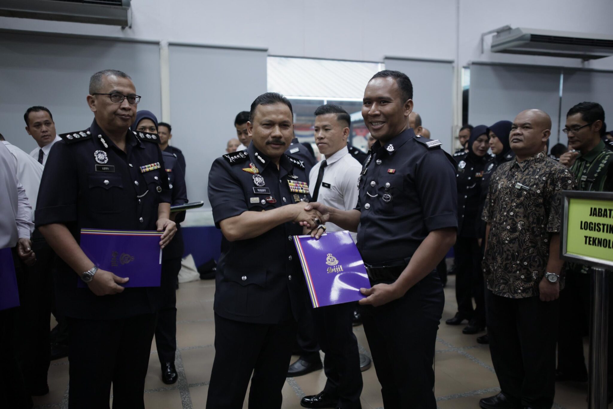 Remaja perempuan kes rogol didakwa di Mahkamah Syariah