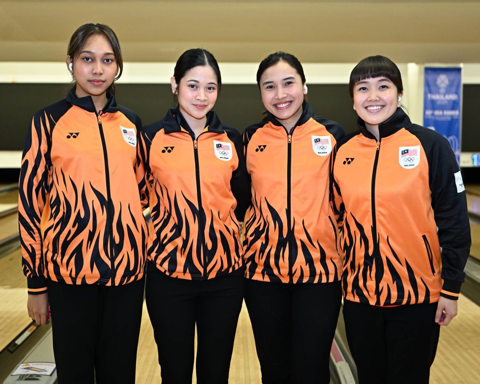 Boling lepasi sasaran dua pingat emas