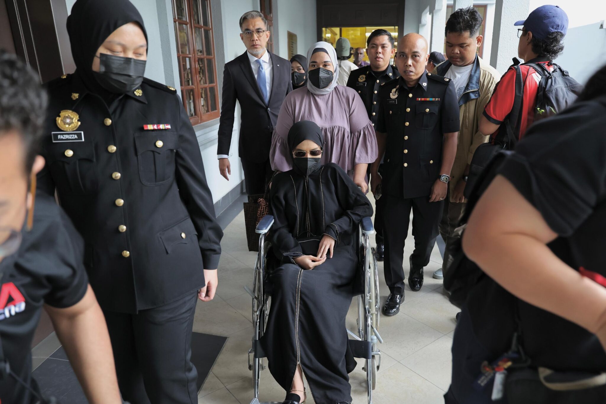 Giliran isteri bekas PTD didakwa