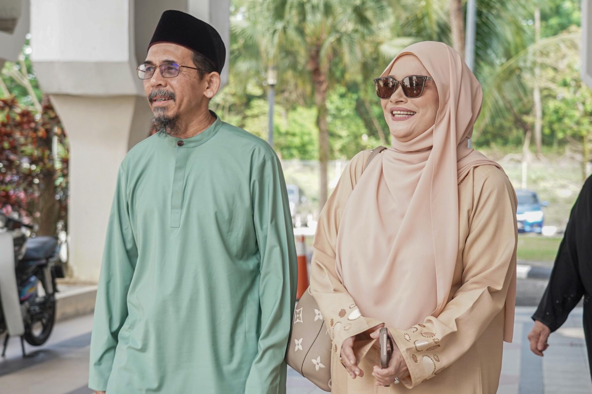 Saya akan lebih tegas - suami Nora Ariffin - Utusan Malaysia
