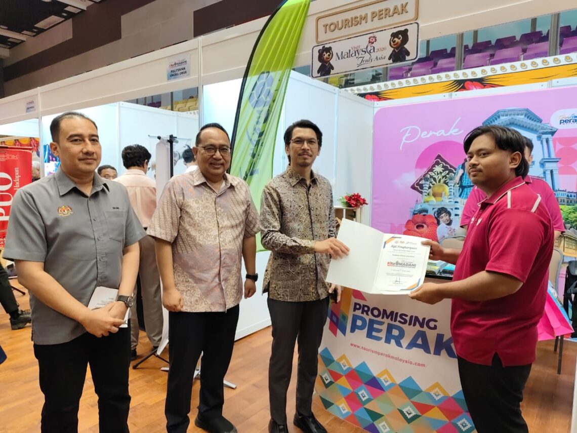 Dedahkan nama, ini bukan 'teaser' filem - Muhammad Kamil - Utusan Malaysia