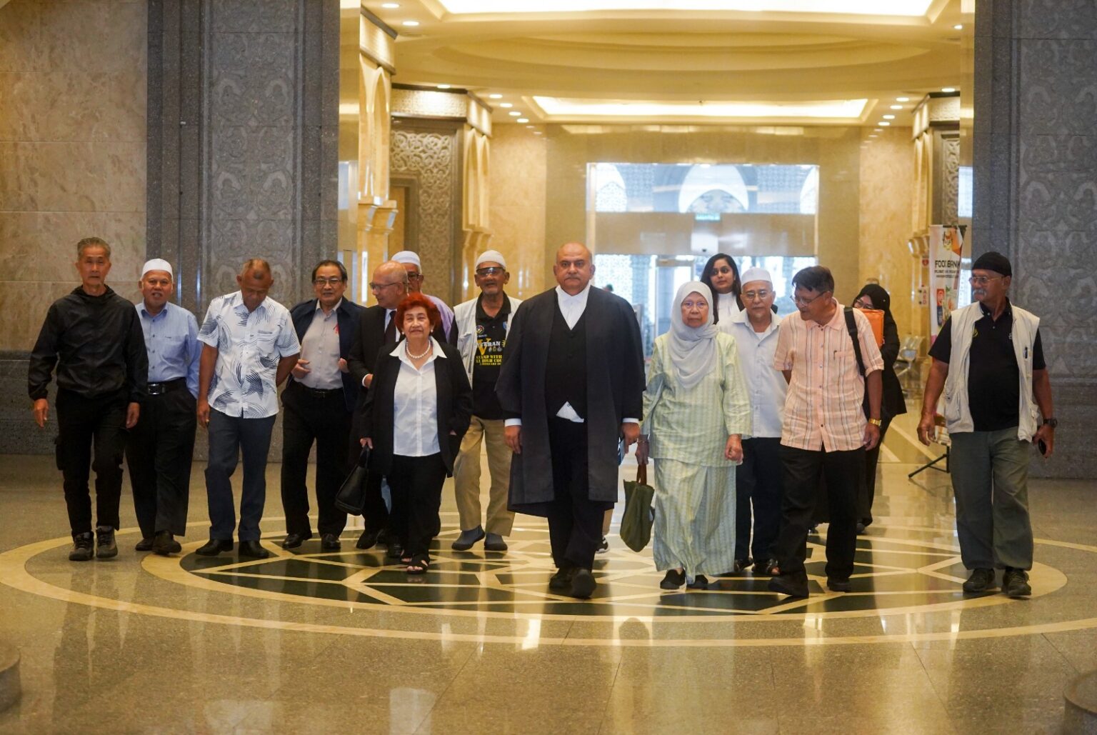 Kerajaan berjaya ketepi perintah bayaran pelarasan pencen pesara ...