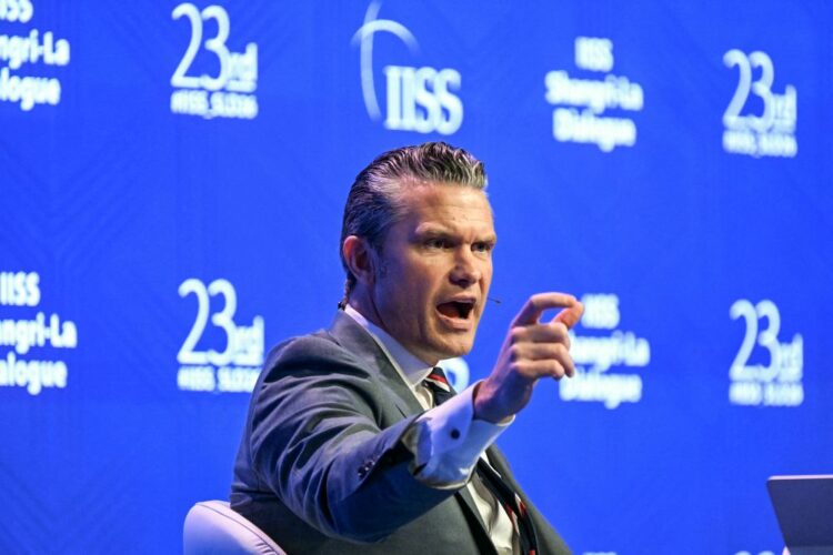 AS gesa sekutu Asia tingkat belanja tentera hadapi China