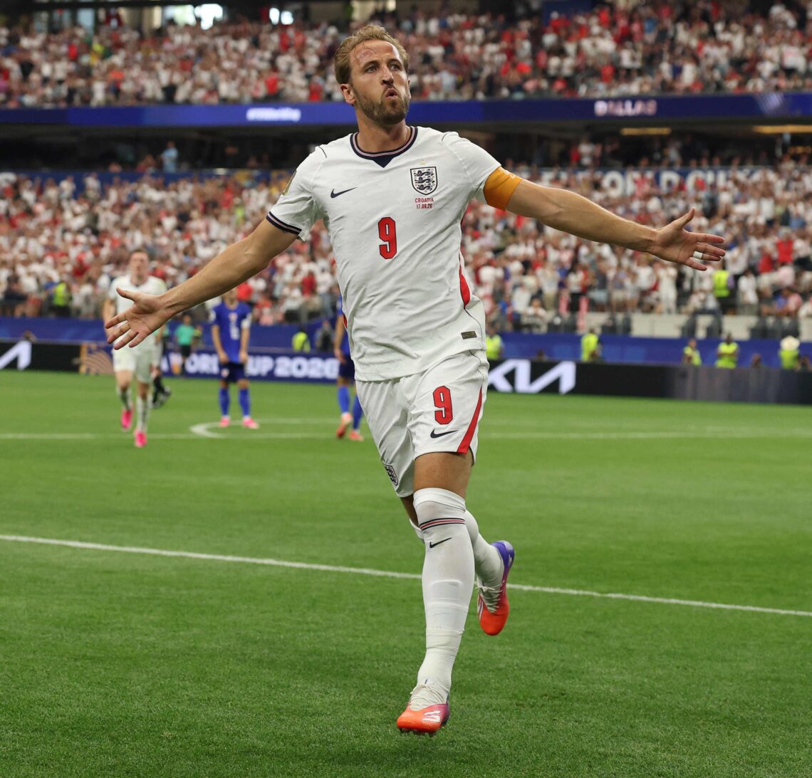 Kane samai rekod Beckham, Lineker