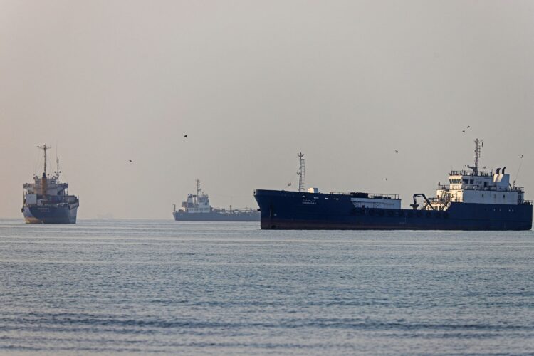 Selat Hormuz bakal dibuka serta-merta - Utusan Malaysia