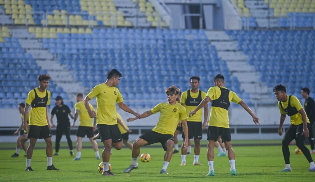 Azam bukan sekadar pelengkap Harimau Malaya - Utusan Malaysia
