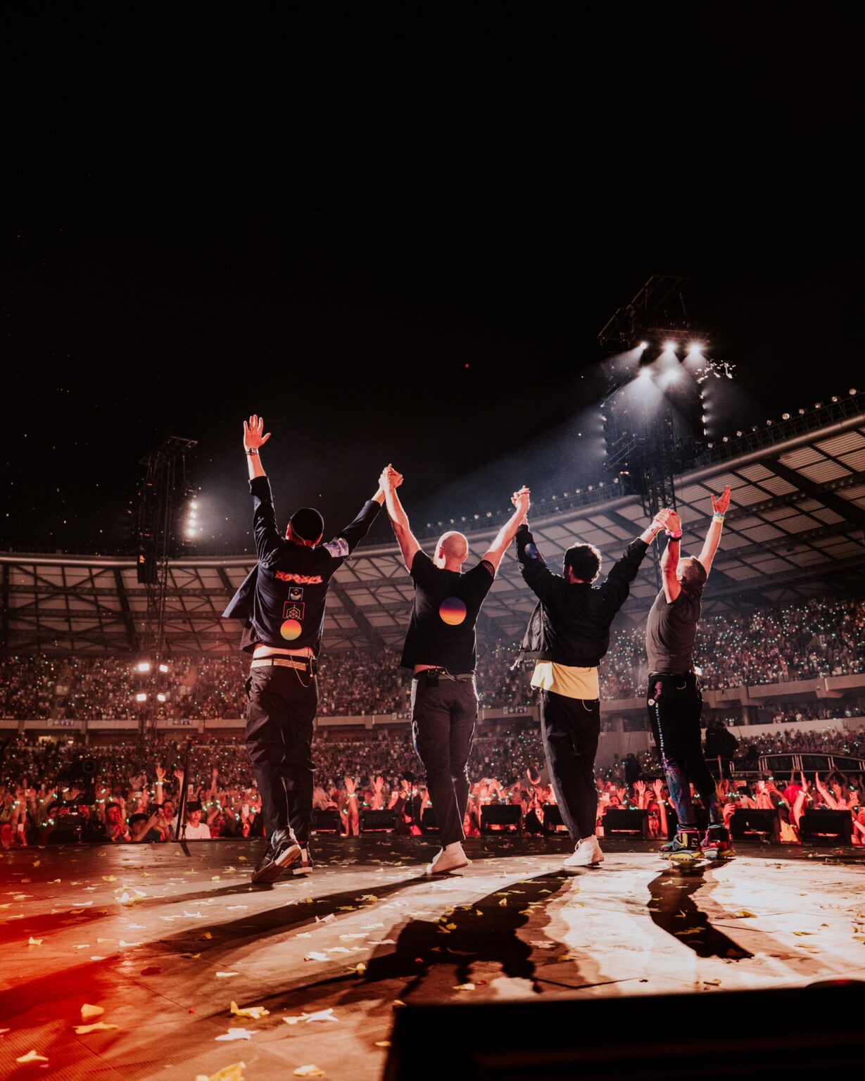 Banyak yang rugi jika konsert Coldplay batal - Utusan Malaysia