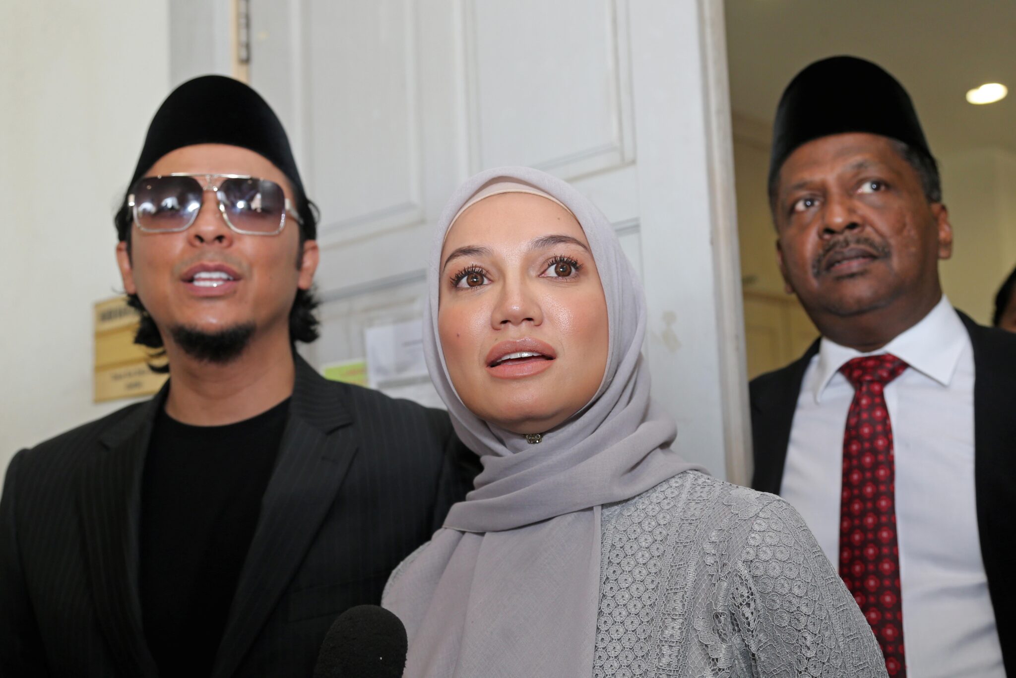 Syamsul, Puteri Sarah cerai talak satu - Utusan Malaysia