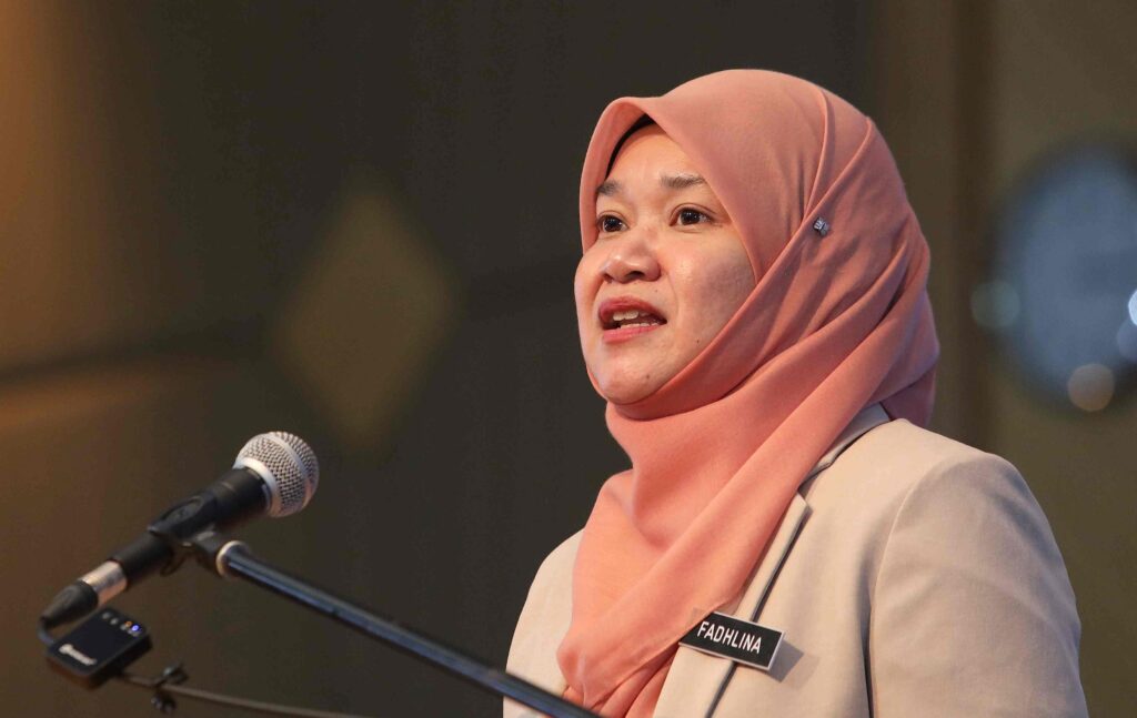 PENEMPATAN GURU AKAN DISEGERAKAN PENEMPATAN GURU AKAN DISEGERAKAN