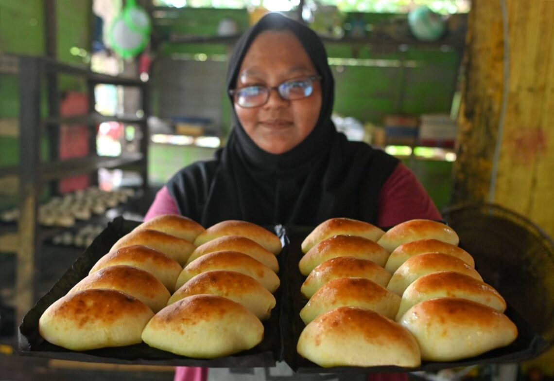 Roti Sekaya Dapur Kayu - Utusan Malaysia