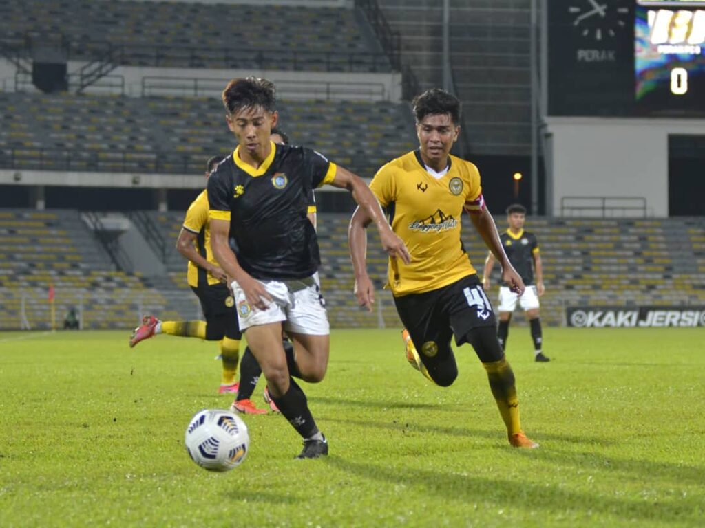 'Budak baru habis sekolah' ikat Perak II - Utusan Malaysia