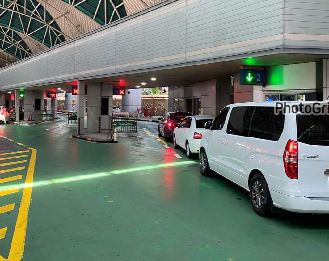 Beri perkhidmatan secara konsisten di CIQ - MB - Utusan Malaysia