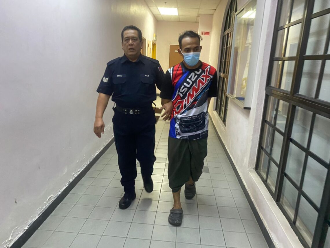 Guru maahad tahfiz mengaku tidak bersalah liwat pelajar - Utusan Malaysia