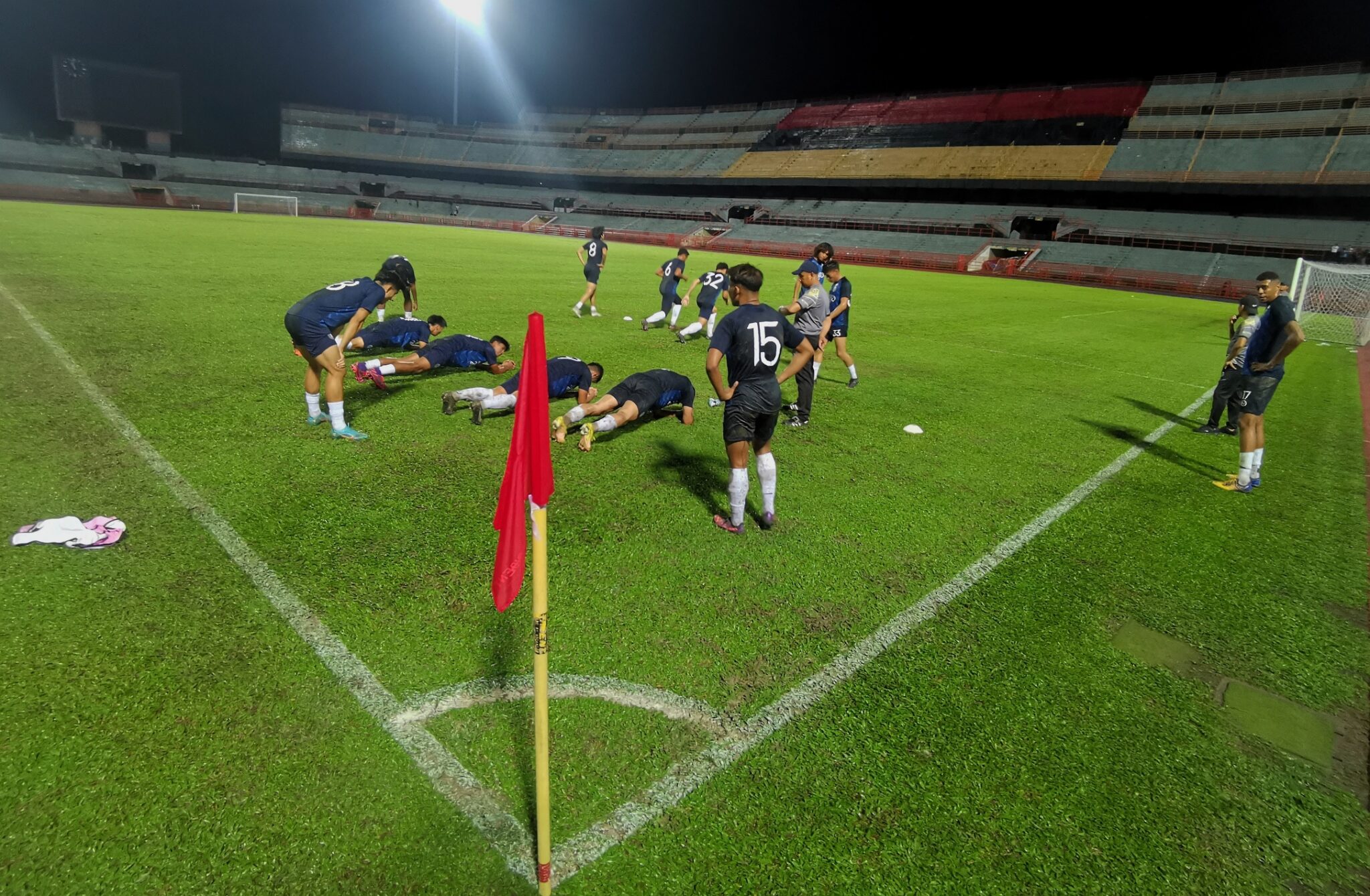 MBS beri keutamaan baiki sistem saliran padang Stadium Paroi - Utusan ...