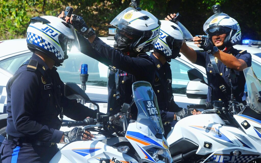 Dron, EAC efektif kesan kesalahan pengguna jalan raya - Utusan Malaysia