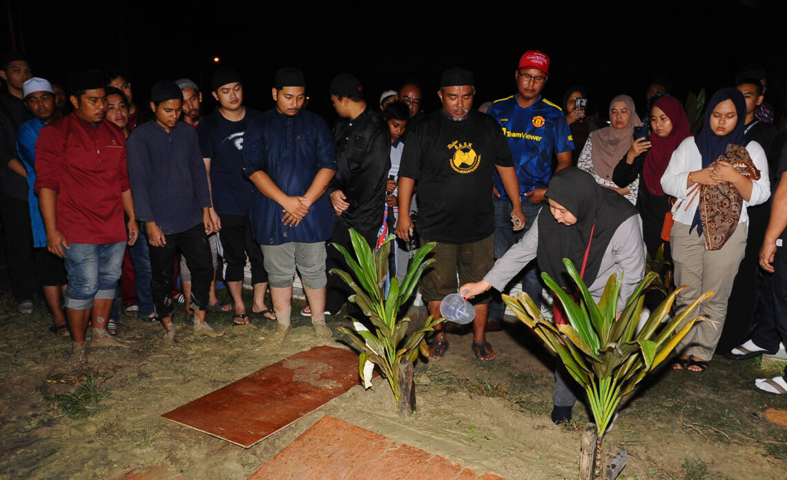 ‘Ini kisah sebenar jutawan satu sen’- AMAN SHAH - Utusan Malaysia