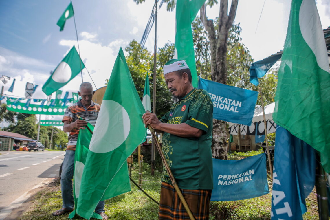 Bendera Parti semakin meriah berkibar - Utusan Malaysia