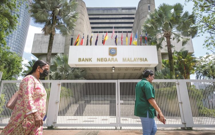 BNM umum empat langkah interim tangani isu kenaikan premium insurans ...