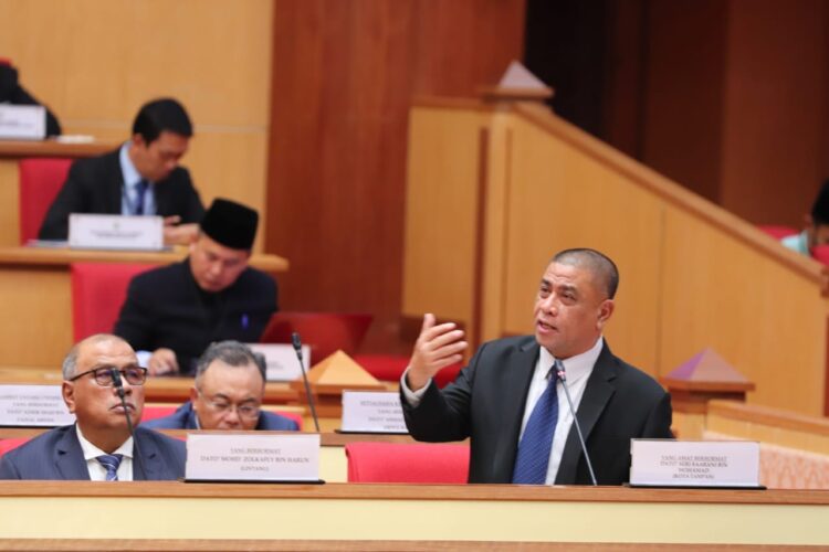 Sidang DUN Perak: Tiada bayaran premium tanah secara ansuran - Utusan ...
