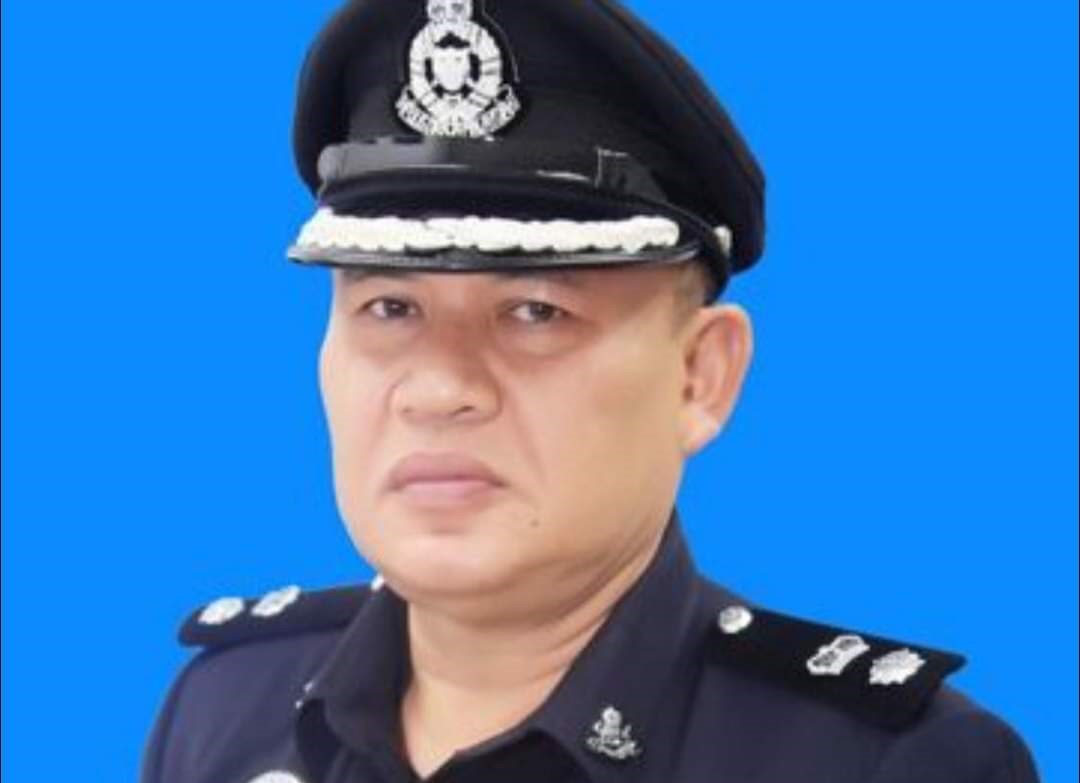 Pasangan pesara rugi RM120,000 ditipu kakitangan 'pos laju'