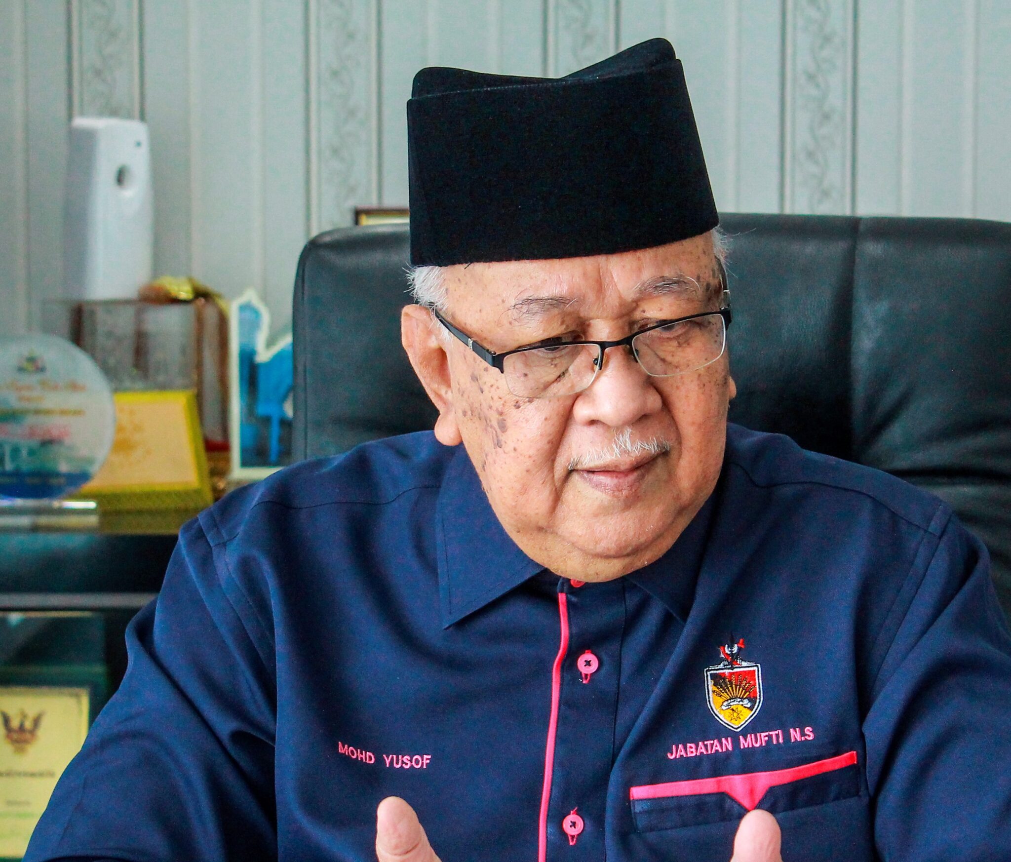 Ketagihan dadah: Sebatan berlandaskan syariah wajar - Utusan Malaysia