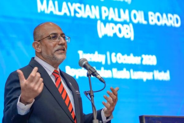 MPOB hasil formula baja nutrien seimbang - Utusan Malaysia