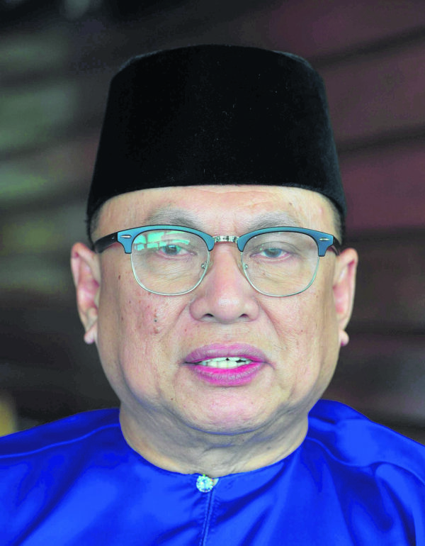 Mohd. Puad angkat sumpah Speaker DUN Johor