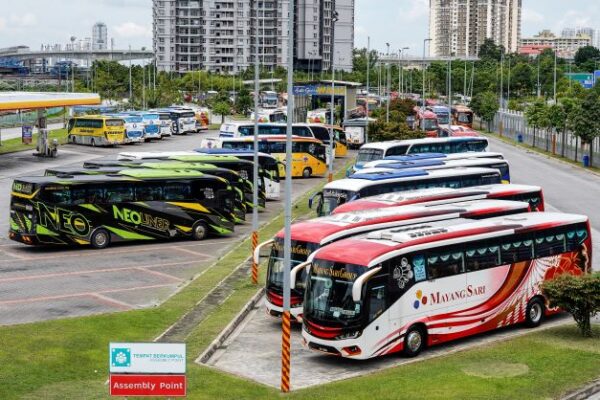 3,000 bas ekspres sedia 'operasi' raya - Utusan Malaysia