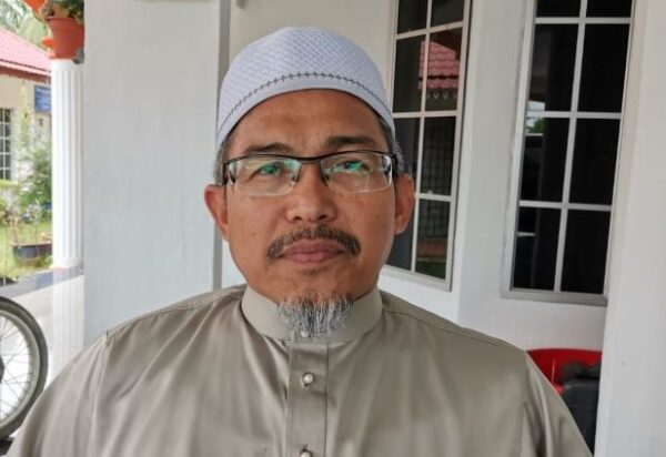 Saya pegang pendirian Nik Aziz – Nik Omar