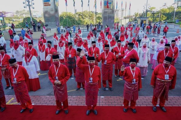 Ahmad Zahid nafi guna kuasa veto - Utusan Malaysia Ahmad Zahid nafi guna kuasa veto - Utusan Malaysia