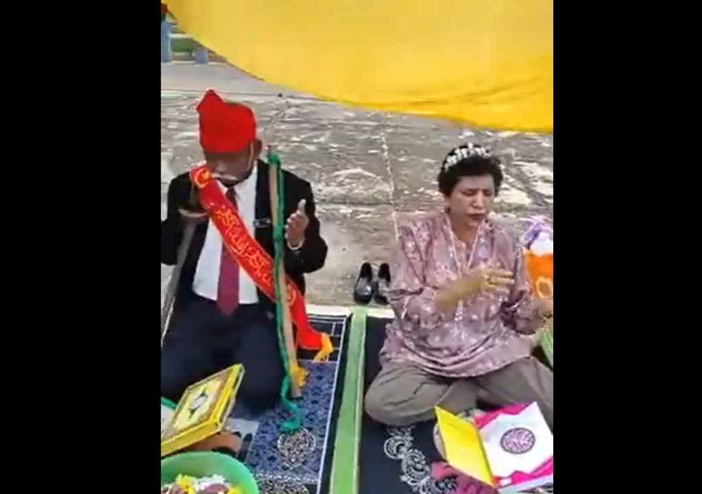 Raja bomoh datang lagi - Utusan Malaysia