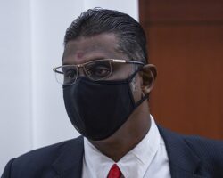 [PARLIMEN] Rayer diarah keluar Dewan Rakyat - Utusan Malaysia