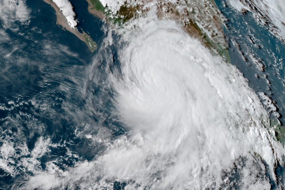 Ribut tropika Nora badai Mexico, seorang maut - Utusan Malaysia