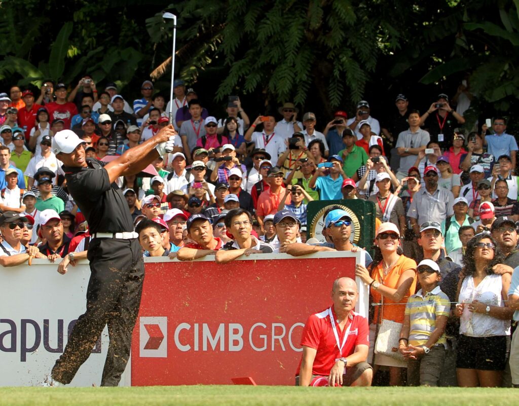 Keindahan aksi dalam sukan golf - Utusan Malaysia